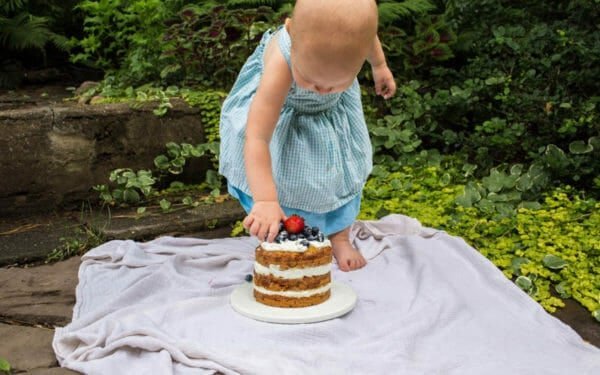 First Birthday Smash Cake with Yogurt Frosting - Yummy Toddler Food