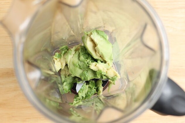 Easy Avocado Puree (with Tips to Prevent Browning)