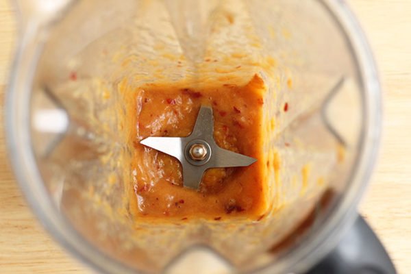 5-Minute Peach Puree Baby Food