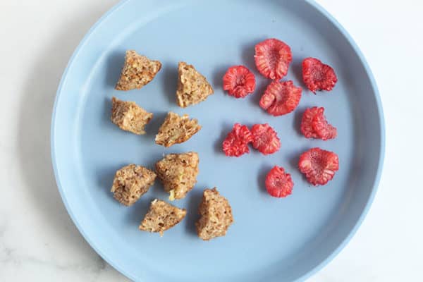 ABC Baby Muffins (with Apple, Banana, and Carrot!) - Yummy Toddler Food