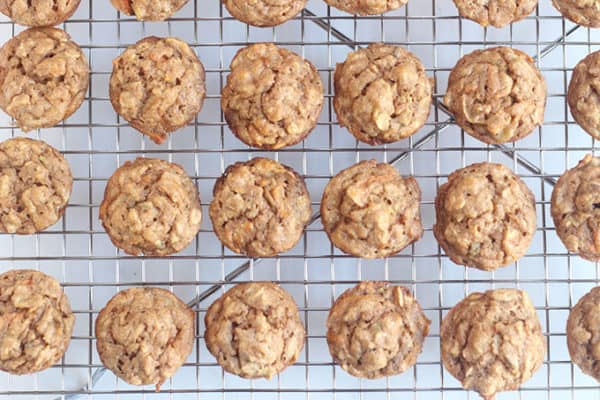 ABC Baby Muffins (with Apple, Banana, and Carrot!) - Yummy Toddler Food
