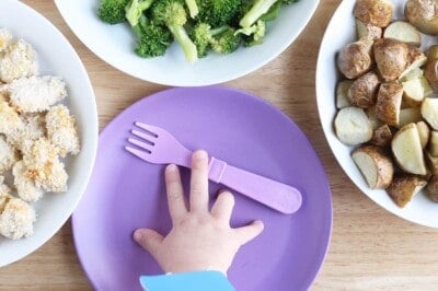 How to Cut Food for Babies and Toddlers - Yummy Toddler Food