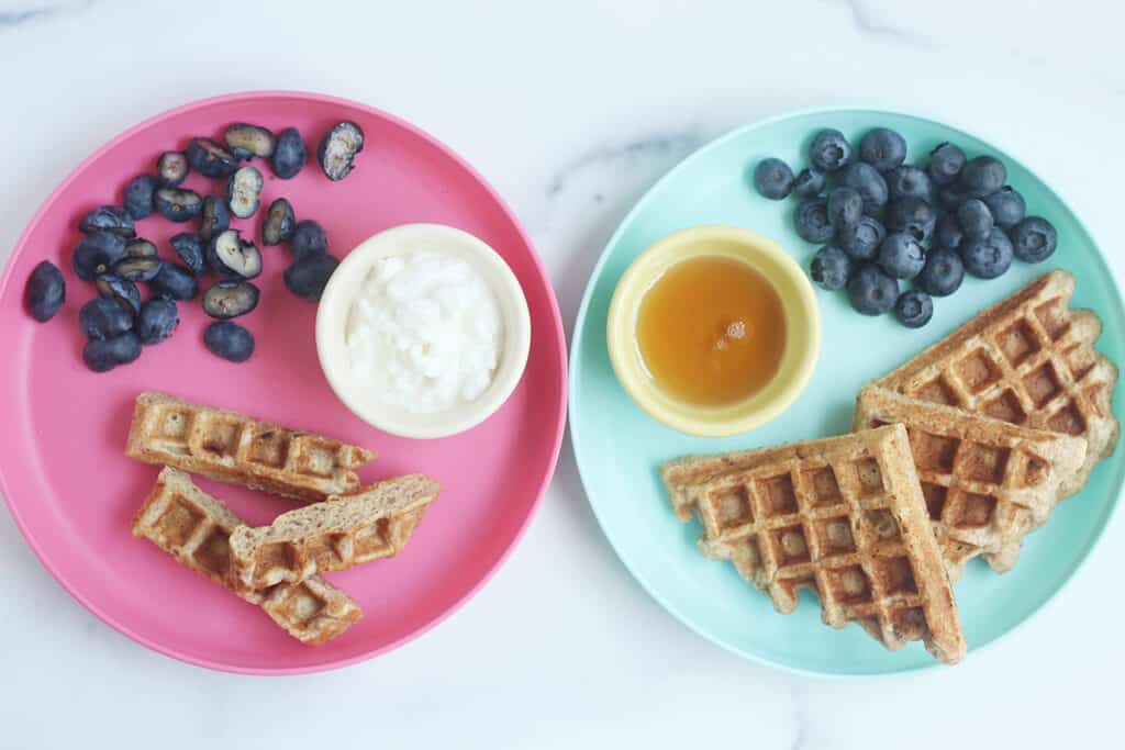 21 Healthy Toddler Breakfast Ideas (Quick & Easy!)