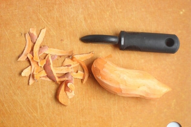 How to Cut Sweet Potato - Yummy Toddler Food