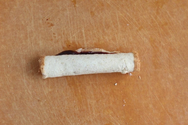 Quick Sandwich Roll-Ups (2-Minute School Lunch Idea)