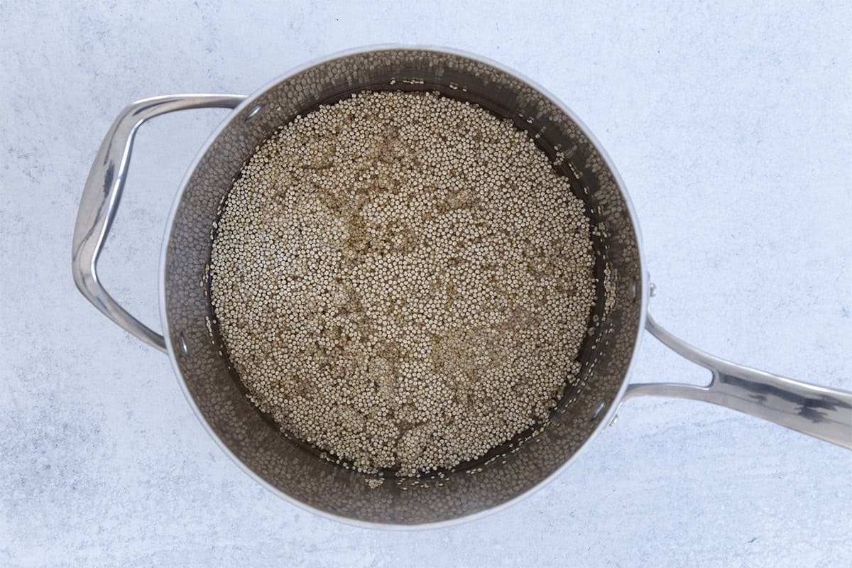 How to Cook Quinoa on the Stove - Yummy Toddler Food