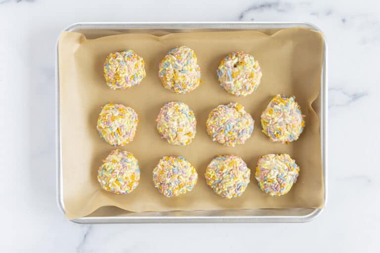 Rainbow Sprinkle Cookies (Easy and Quick) - Yummy Toddler Food