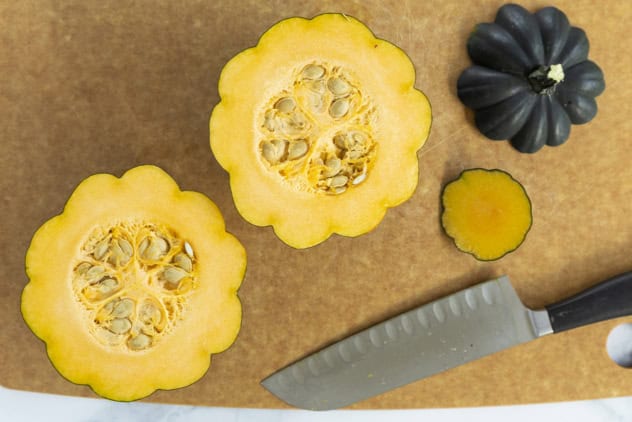 How to Cut Acorn Squash - Yummy Toddler Food