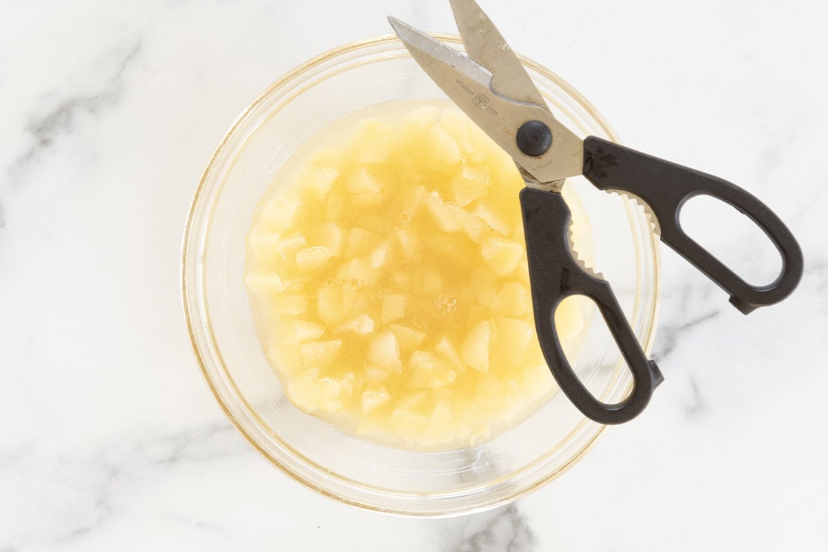 Easy Pear Popsicles - Yummy Toddler Food