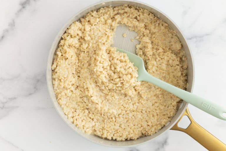 Easy Cheesy Rice (With Veggies!)