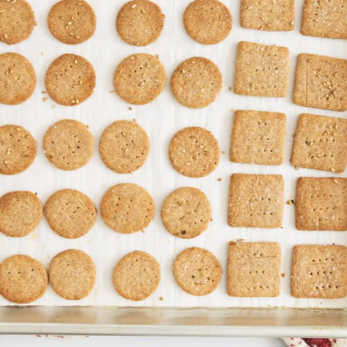 Best Crackers for Baby and Toddlers - Yummy Toddler Food